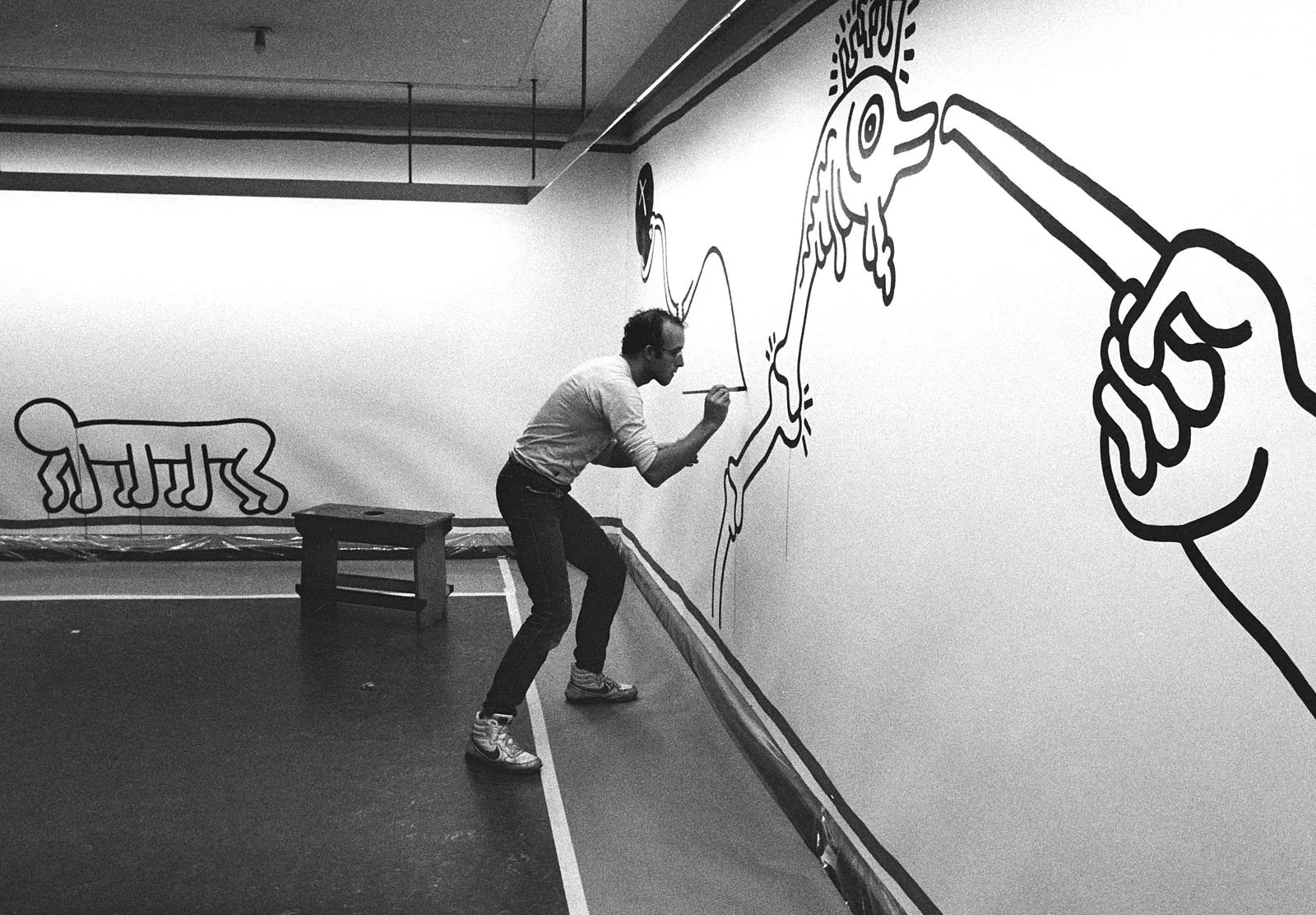 Keith Haring's art on the street - .ART